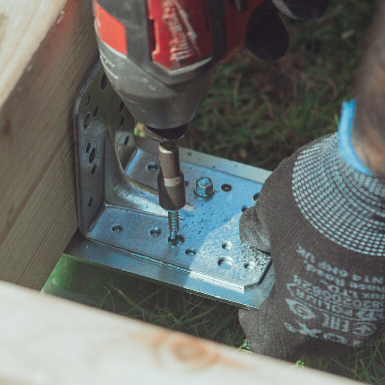 Standard Bracket System | Ground Screw Centre